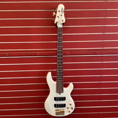 Yamaha BBG5S 5 String Bass Guitar - White | Reverb