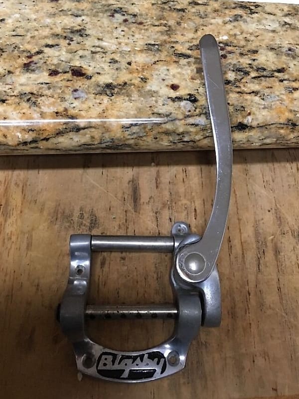 Bigsby Tremolo Unit b5 with screws and spring Nickel | Reverb Canada