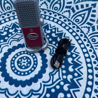 Blue Raspberry USB Microphone | Reverb