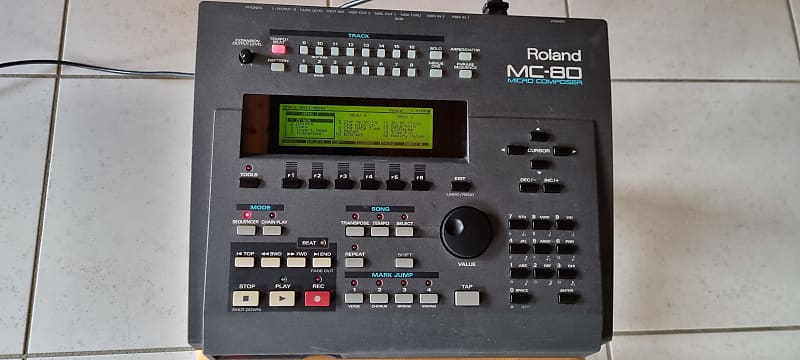 Roland MC80 2000 Black | Reverb