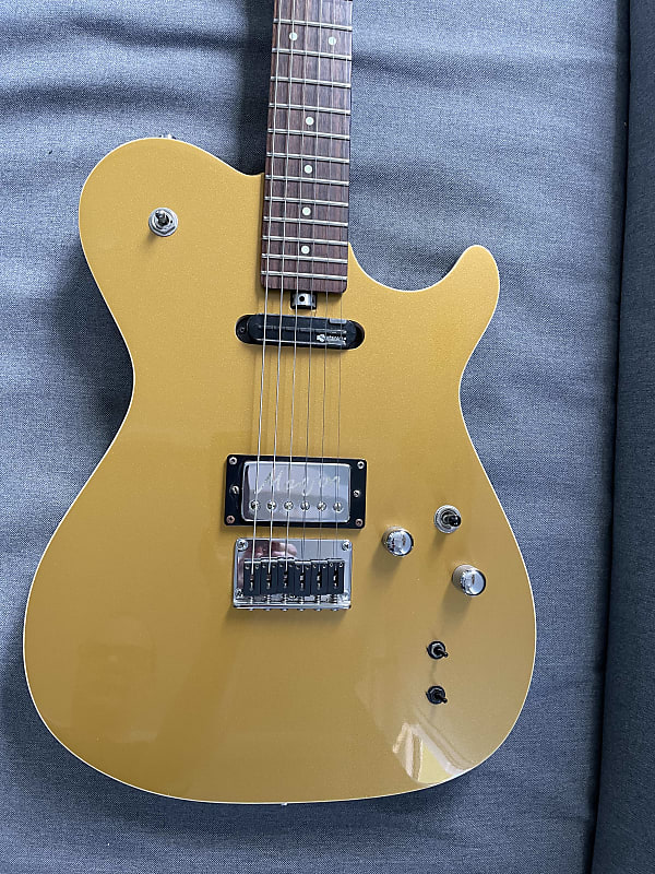Manson Guitars Full Custom 2014 - Gold (One of a kind) | Reverb