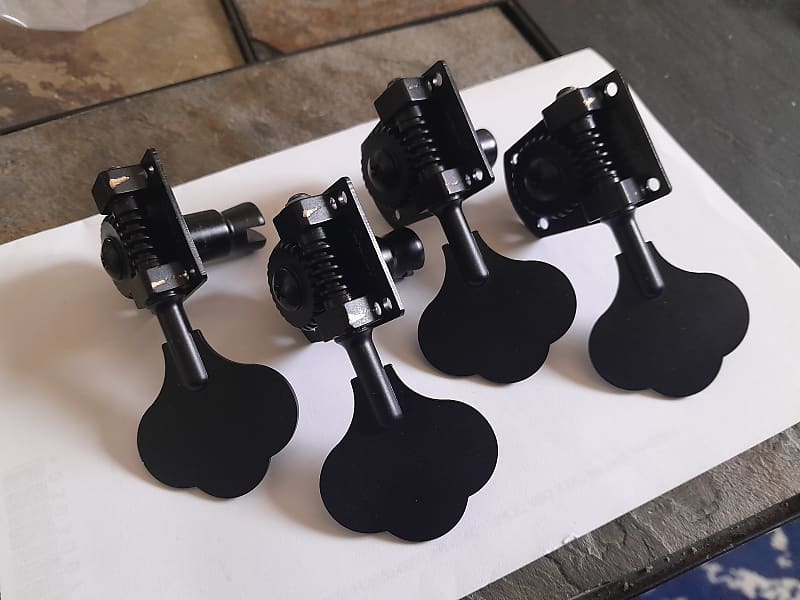 Hipshot HB7 Bass Side Tuners in Black | Reverb