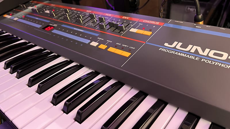 Roland Juno-106 Synth & MSQ-100 Sequencer | Reverb