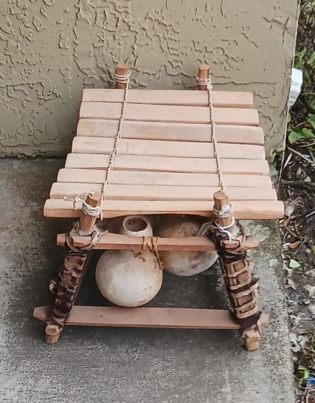 West African xylophone (gyil): small | Reverb
