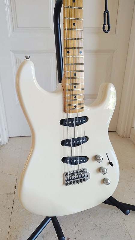 Vester Stage Series 1987-1988 White (Cream) | Reverb