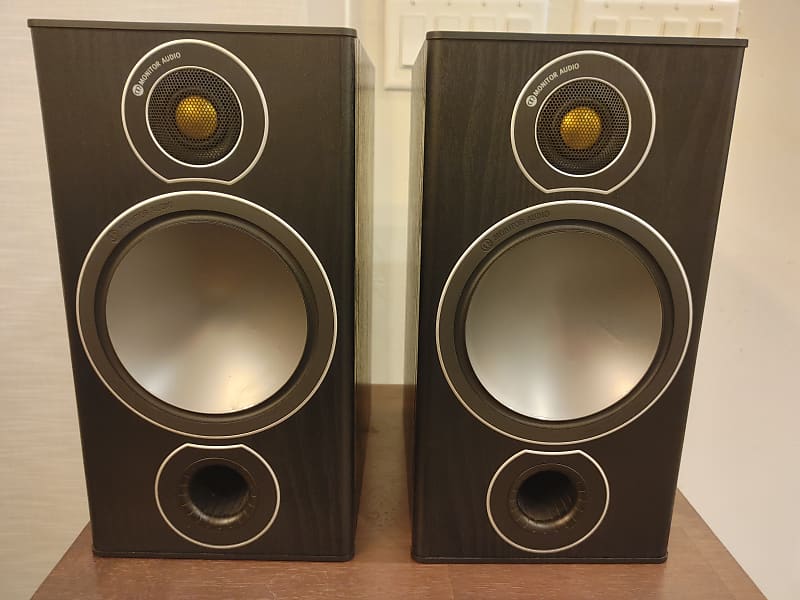 Monitor Audio Bronze 2 Bookshelf Speakers | Reverb