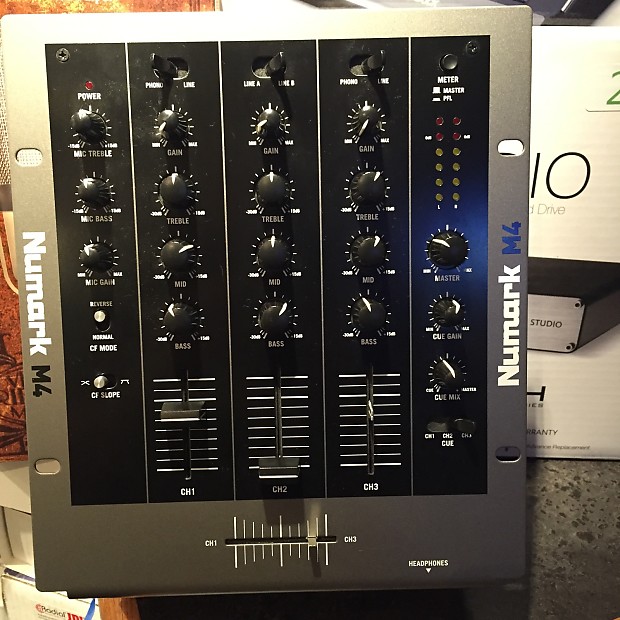 Numark M4 - 3 Channel Mixer 2 Phono 4-6 Line 1 Mic - | Reverb