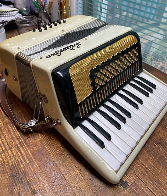 LoDuca accordion ca. 1960s white pearl | Reverb