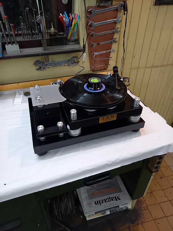 Small Audio Manufacture Antares turntable with SAM Tonearm | Reverb