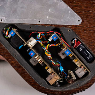 Wal MK 2 - 5 Strings 1995 - Natural | Reverb UK