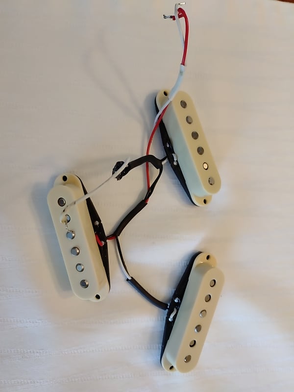 Unknown Stratocaster Pickups Cream | Reverb