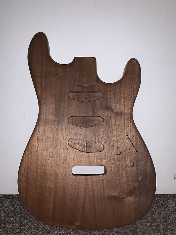 Custom Dark Walnut Stratocaster Body | Reverb UK
