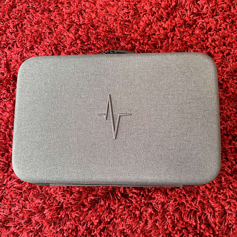 Neural DSP Case - Grey | Reverb
