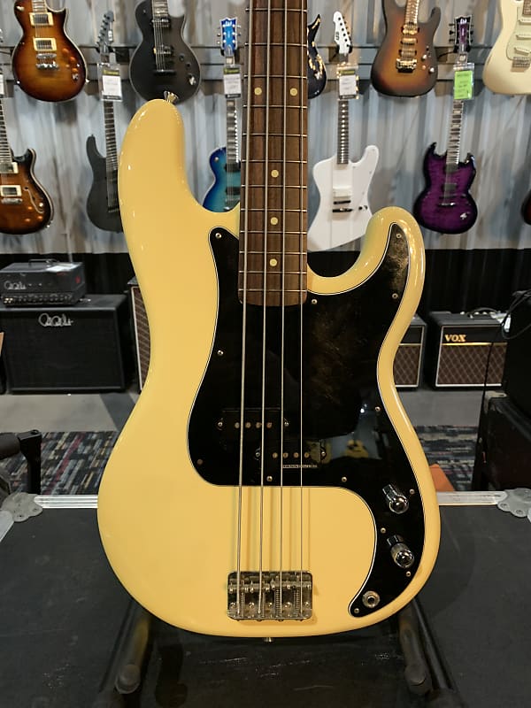Used Edwards P Bass w/case | Reverb