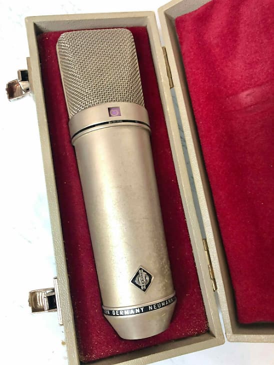 Neumann M269 | Reverb