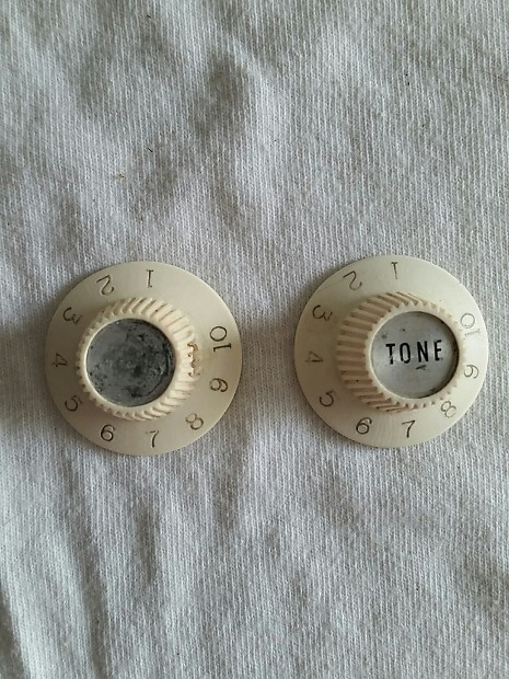 1965 Fender Jazzmaster White Volume & Tone Knob Set | Reverb Canada