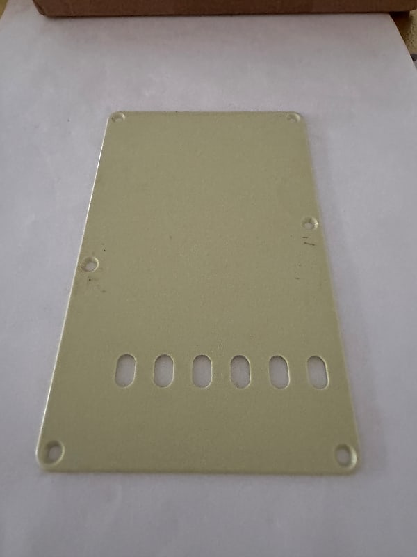 Fender Single Ply Aged Mint Stratocaster Back Plate | Reverb