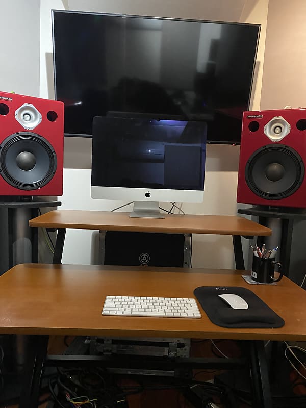 Swamp XZ-700 studio workstation - Cherry Wood | Reverb Australia