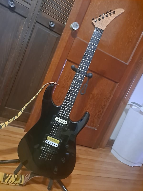 Warmoth Soloist Black Gloss W/ Vintage Warmoth Neck | Reverb