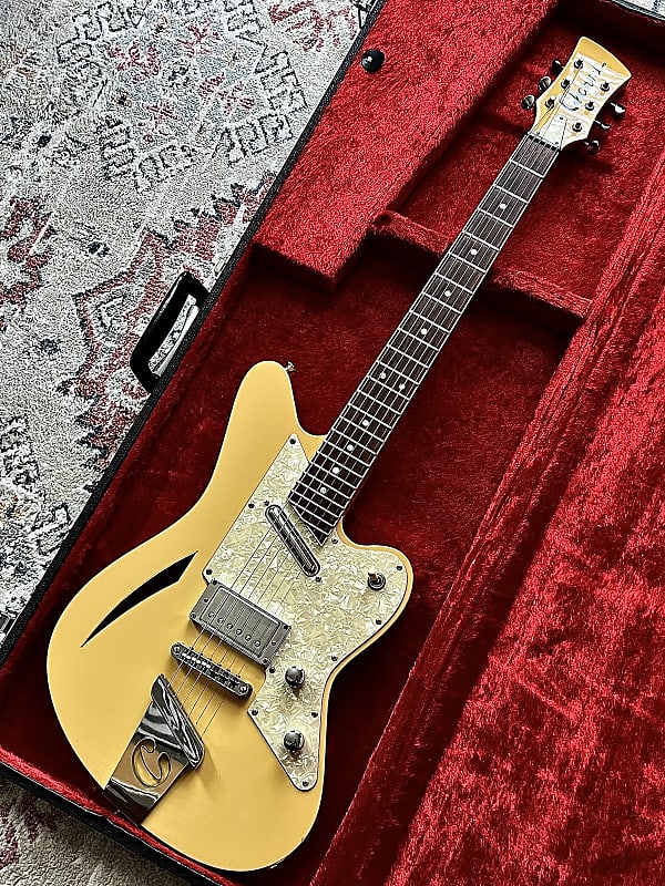 2005 CHARVEL SURFCASTER RARE! | Reverb