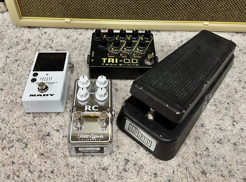 Guitar Pedals package: Tech 21 Distortion, Xotic Effects | Reverb
