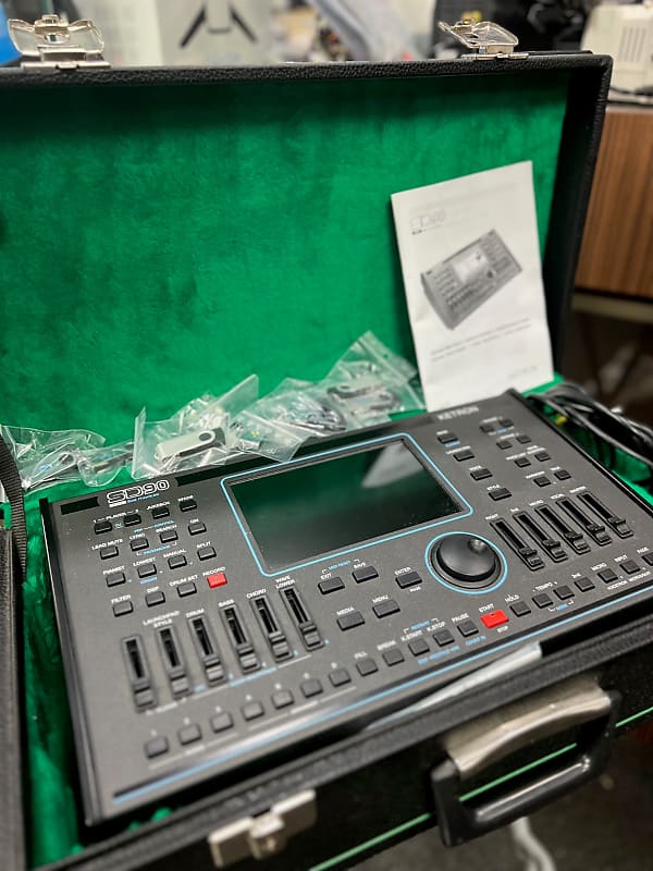 Ketron SD-90 2018 - black | Reverb