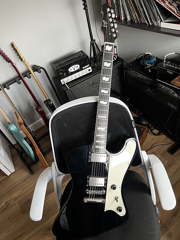 ESP Standard Phoenix-II | Reverb