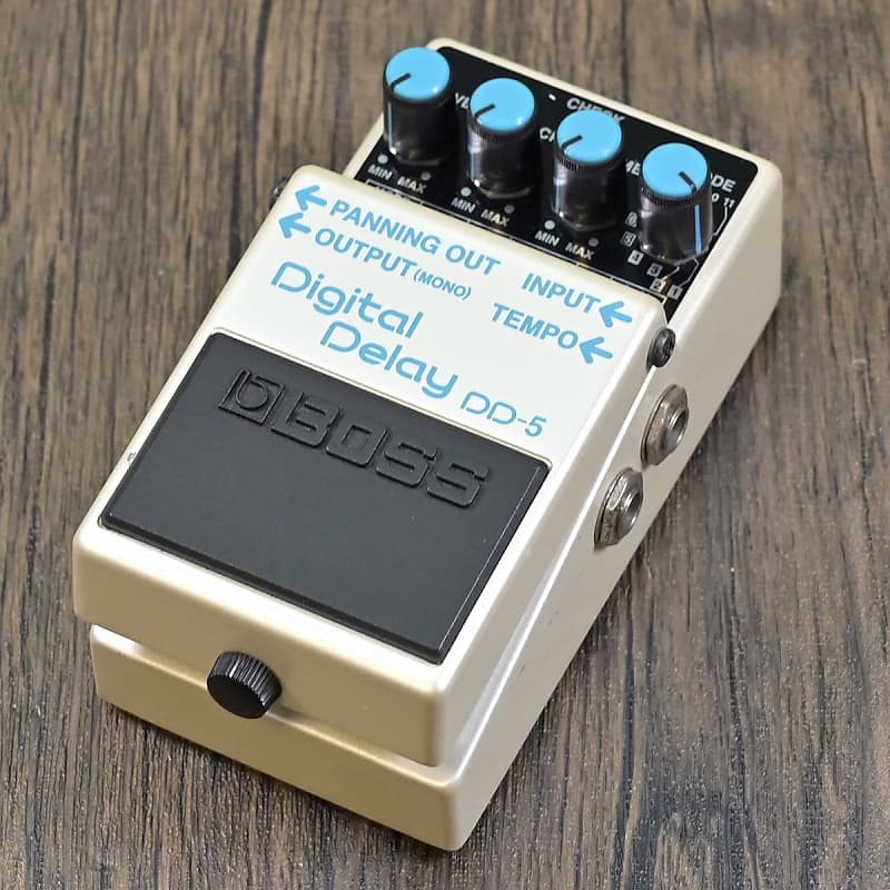 BOSS DD-5 Digital Delay Delay Boss Effects Pedal [SN BI75265] | Reverb