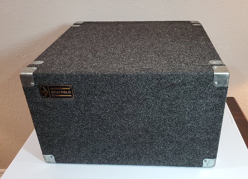 GREYFIELD 6-SPACE RACK CASE - 16" DEEP | Reverb