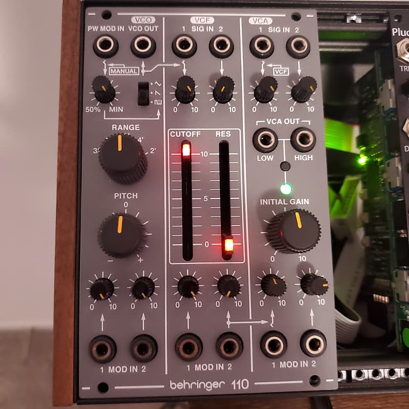 Behringer 110 VCO VCF VCA Eurorack Module | Reverb