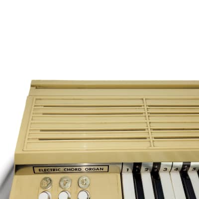 Magnus model 360 chord organ wind-driven keyboard, 3 octaves, | Reverb