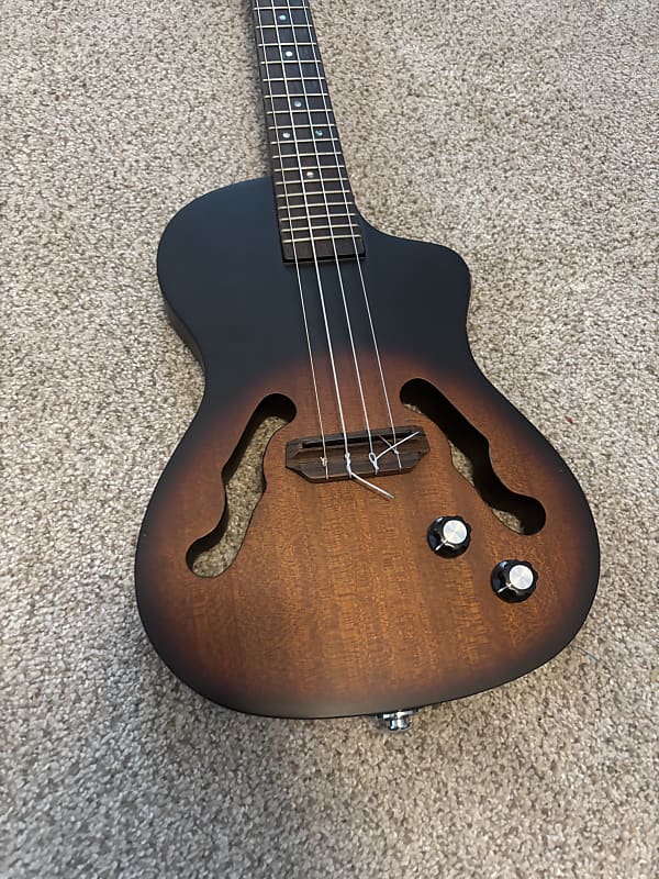Ukulele Sunburst Eleuke | Reverb