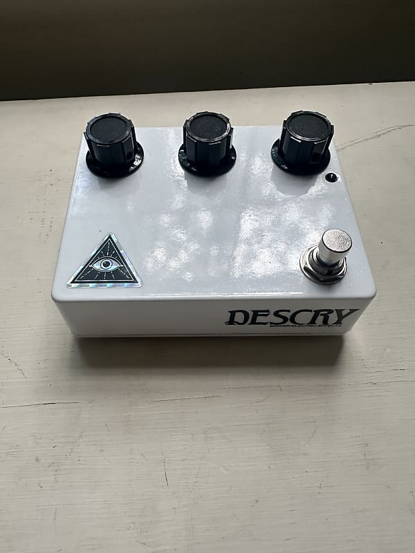Seeker Electronic Effects Descry (tonebender) | Reverb