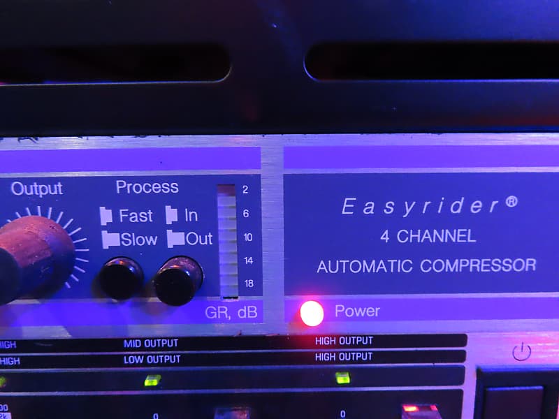 Apex 106 EasyRider 4 channel compressor 2000's, with power | Reverb