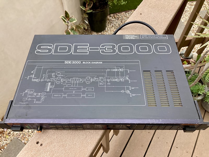 Roland SDE 3000 mid 80s | Reverb