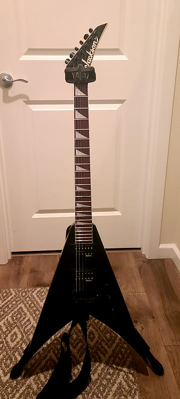 Jackson V Gloss Black | Reverb