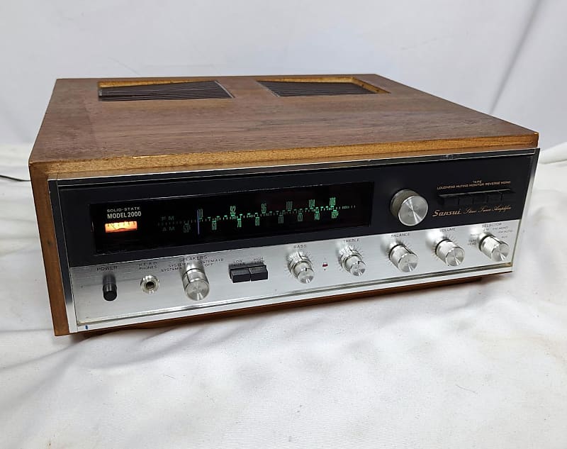 Sansui 2000 Solid State AM/FM Stereophonic Tuner Amplifier | Reverb