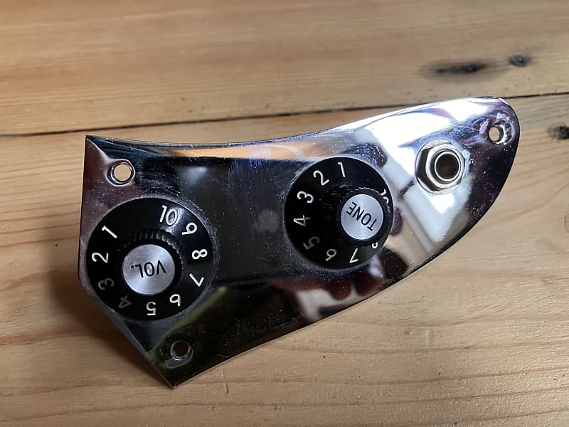 Fender Player Jaguar Loaded Control Plate with Knobs | Reverb