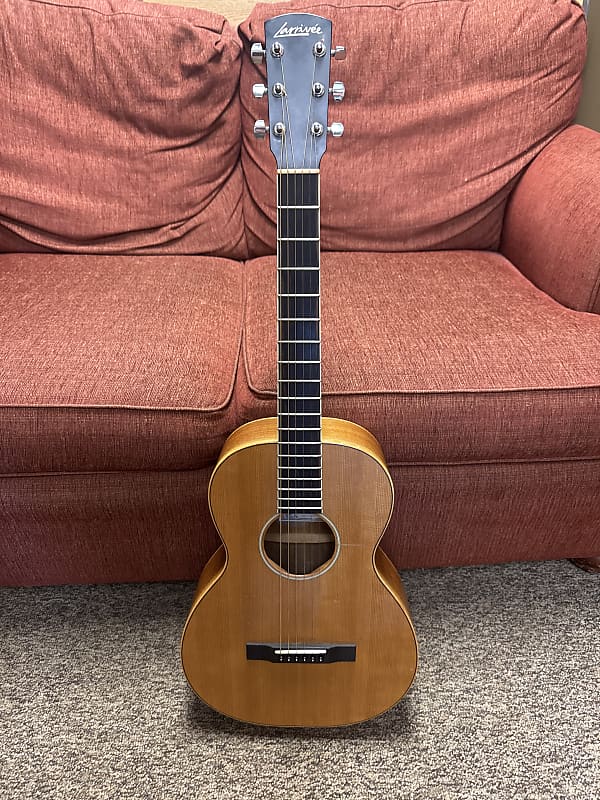 Larrivee O-01 Walnut 2003 - Natural | Reverb