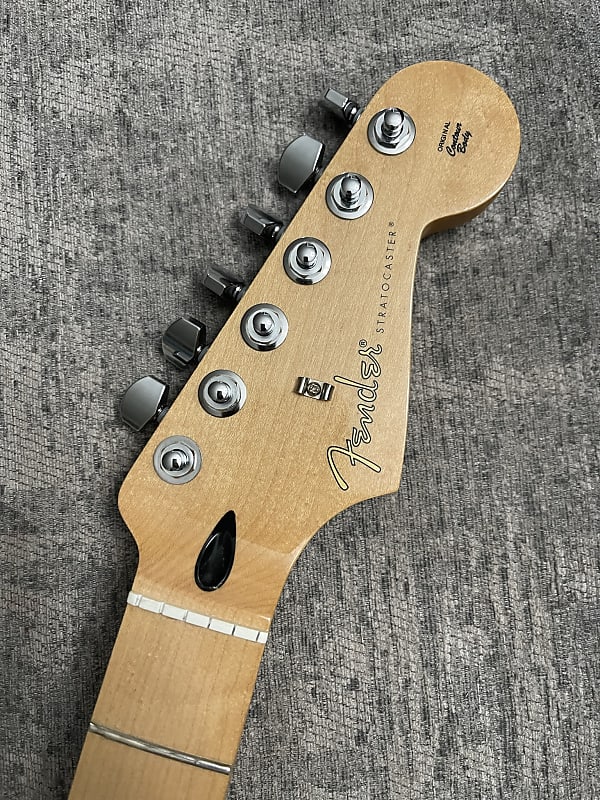 Fender Stratocaster Maple Neck - 2019 | Reverb