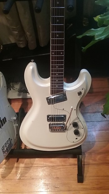 Wilson Brothers The Ventures VM65 (Mosrite Copy ) Must Sell | Reverb