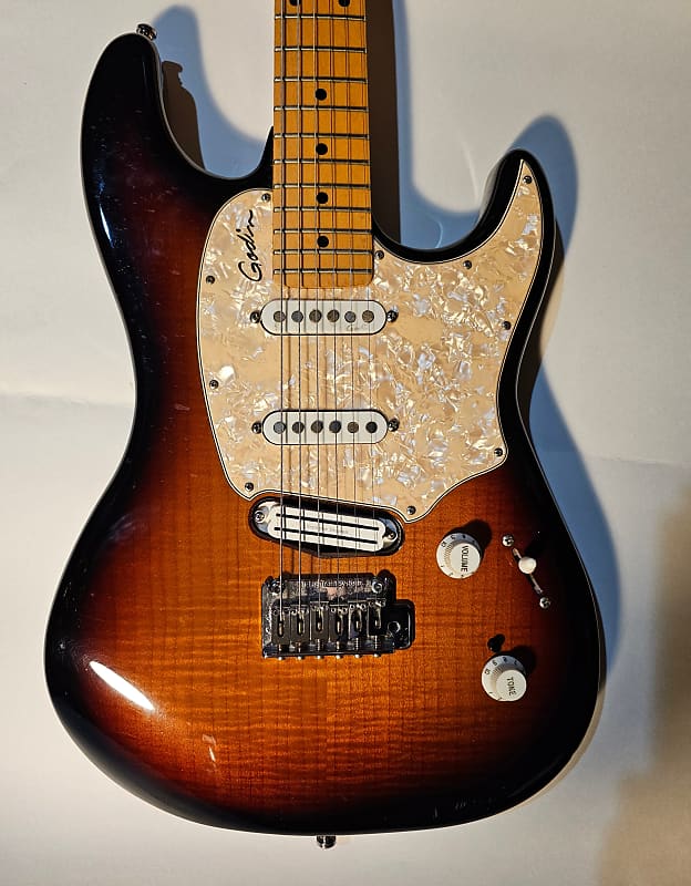 Godin PROGRESSION PLUS | Reverb