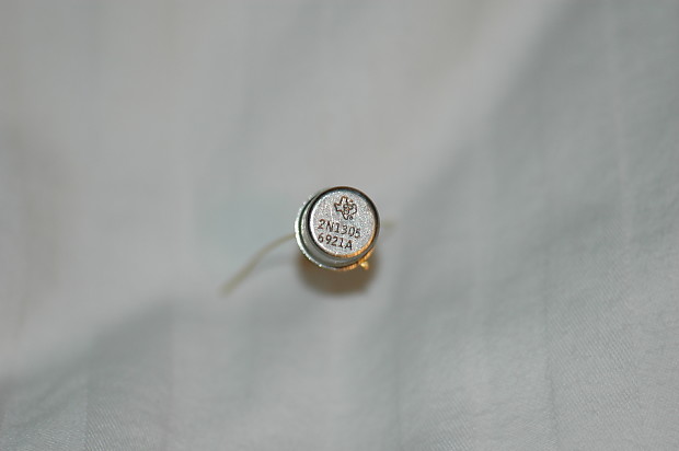 NOS 2N1305 PNP Germanium Transistor for Fuzz Texas | Reverb Australia