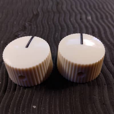 "Cupcake" Volume/Tone Knobs for Guitar 2024, 3 (Three) - | Reverb