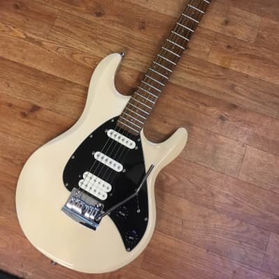 OLP MM4 Music Man Silhouette HSS Metallic Red | Reverb UK