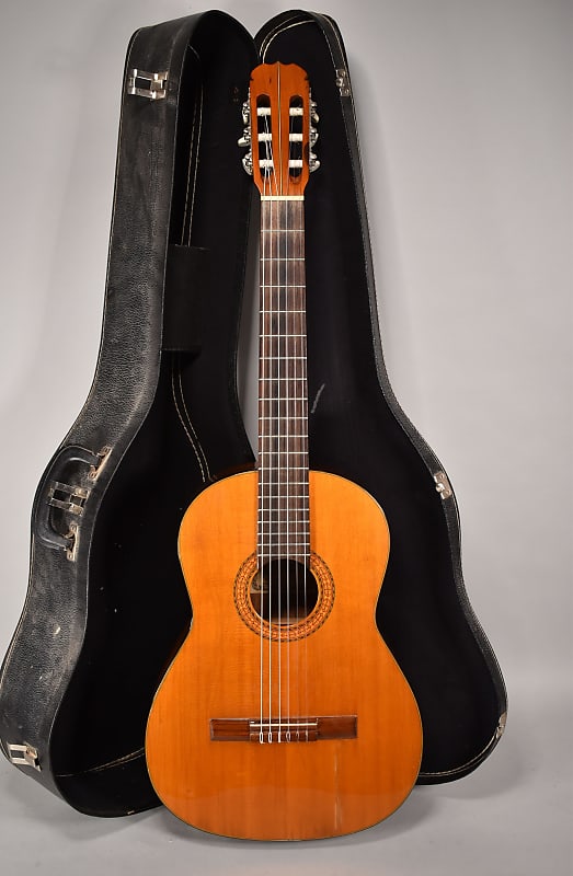 1975 S. Yairi Model 300 Classical Guitar w/SSC | Reverb
