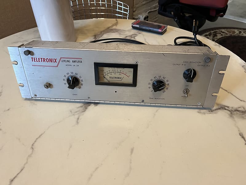 Teletronix LA-2A Leveling Amplifier 1970s - Silver | Reverb