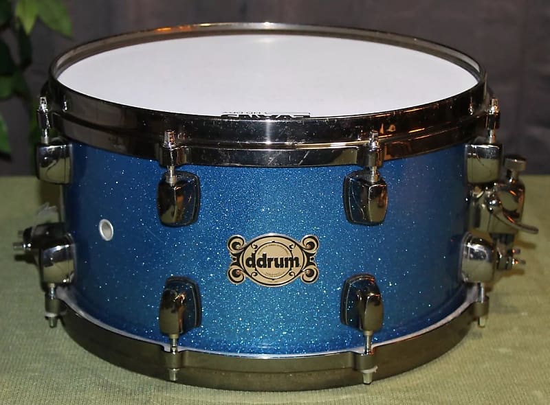 ddrum Dominion Maple 13x7 Snare - Blue Sparkle | Reverb