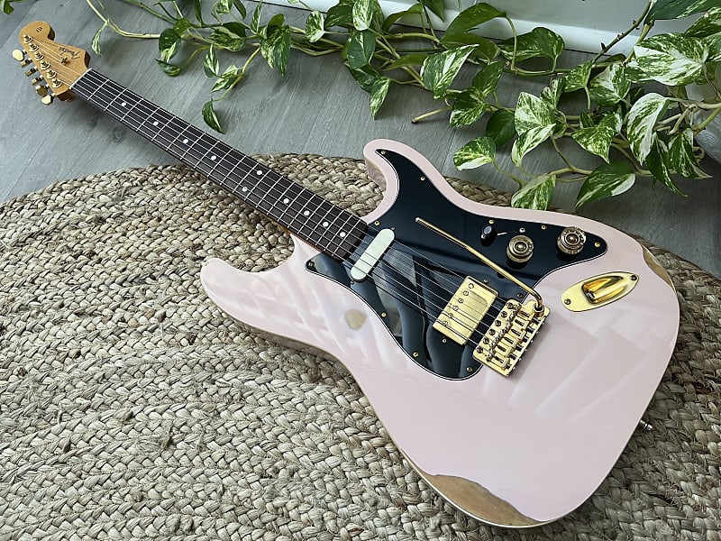 Fender Stratocaster Double bound shell pink custom relic | Reverb