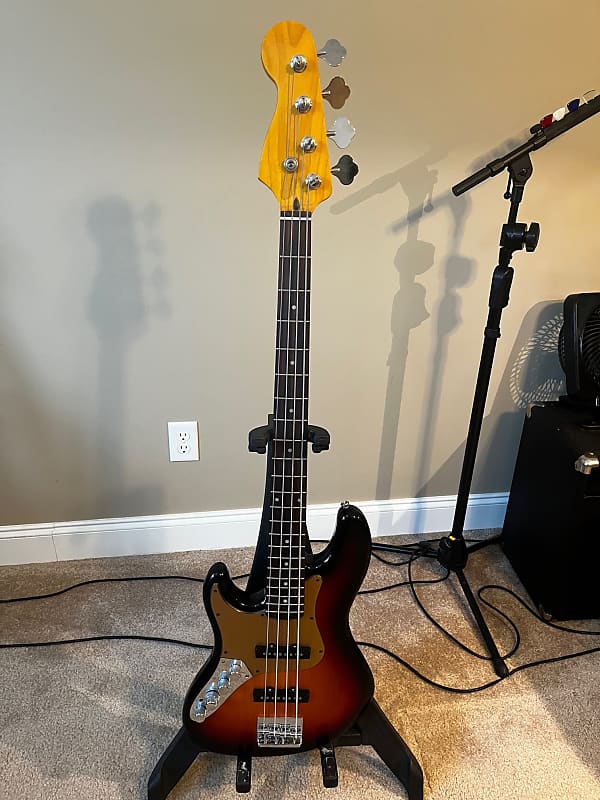 LEFT HANDED JAZZ BASS DELUXE LEFTY LH USA MADE BODY | Reverb